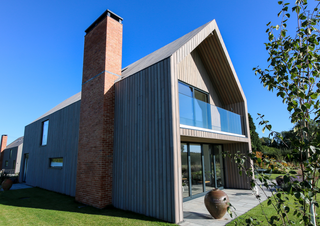 Wood facades: the advantages of heat-treated cladding